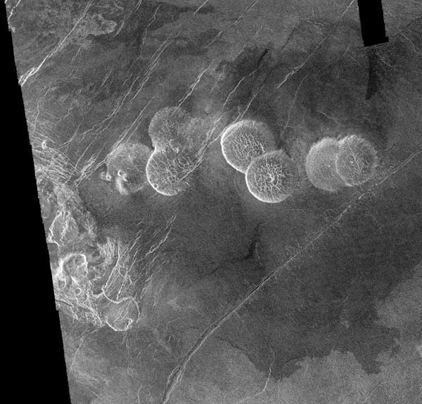 Venus lava flows - OpenLearn - Open University