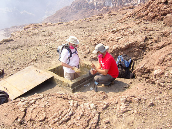 Getting geophysical in Central America - OpenLearn - Open University